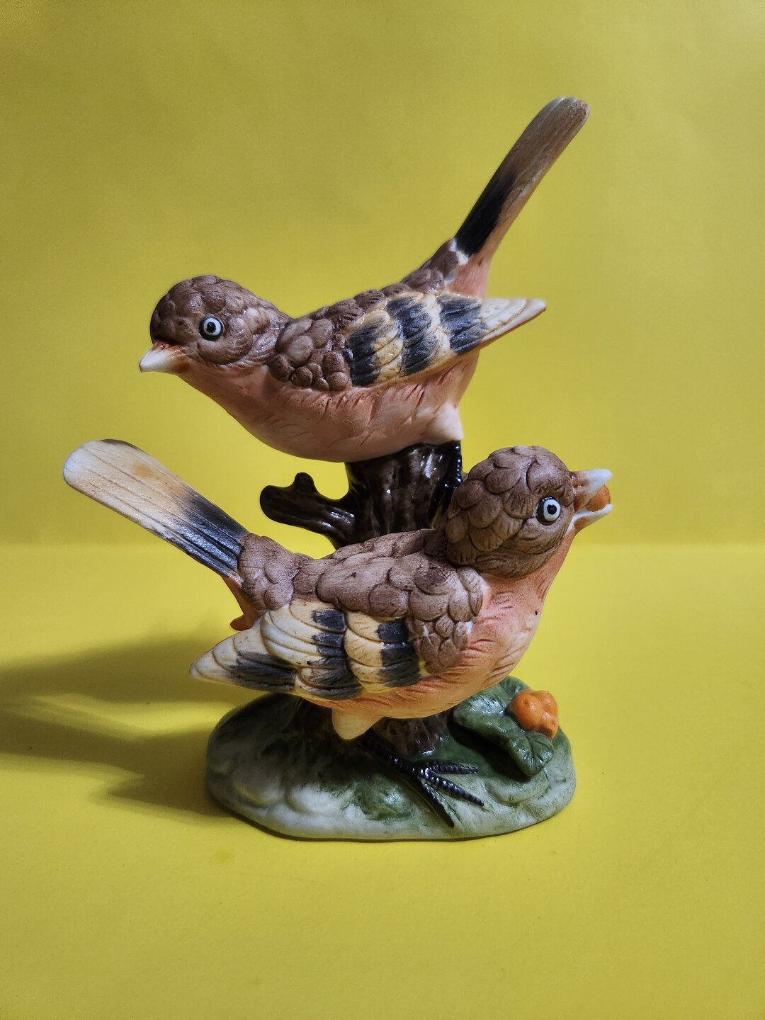 Ceramic/porcelain Robin Bird Figurine Featuring a Pair of Robins **free ...