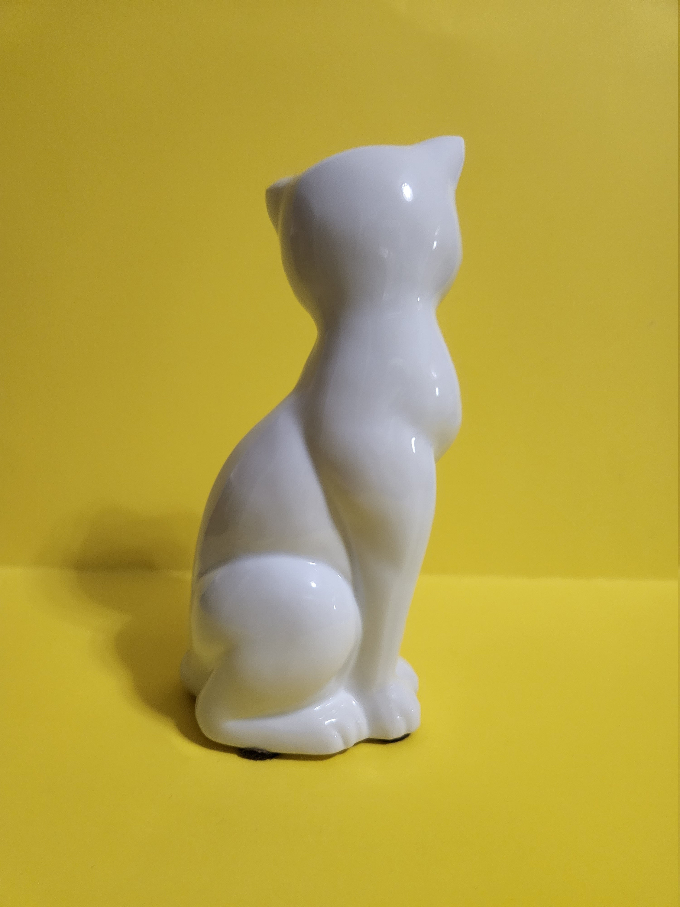 Vintage Porcelain Sitting White Siamese Cat Figurine **free Shipping ...