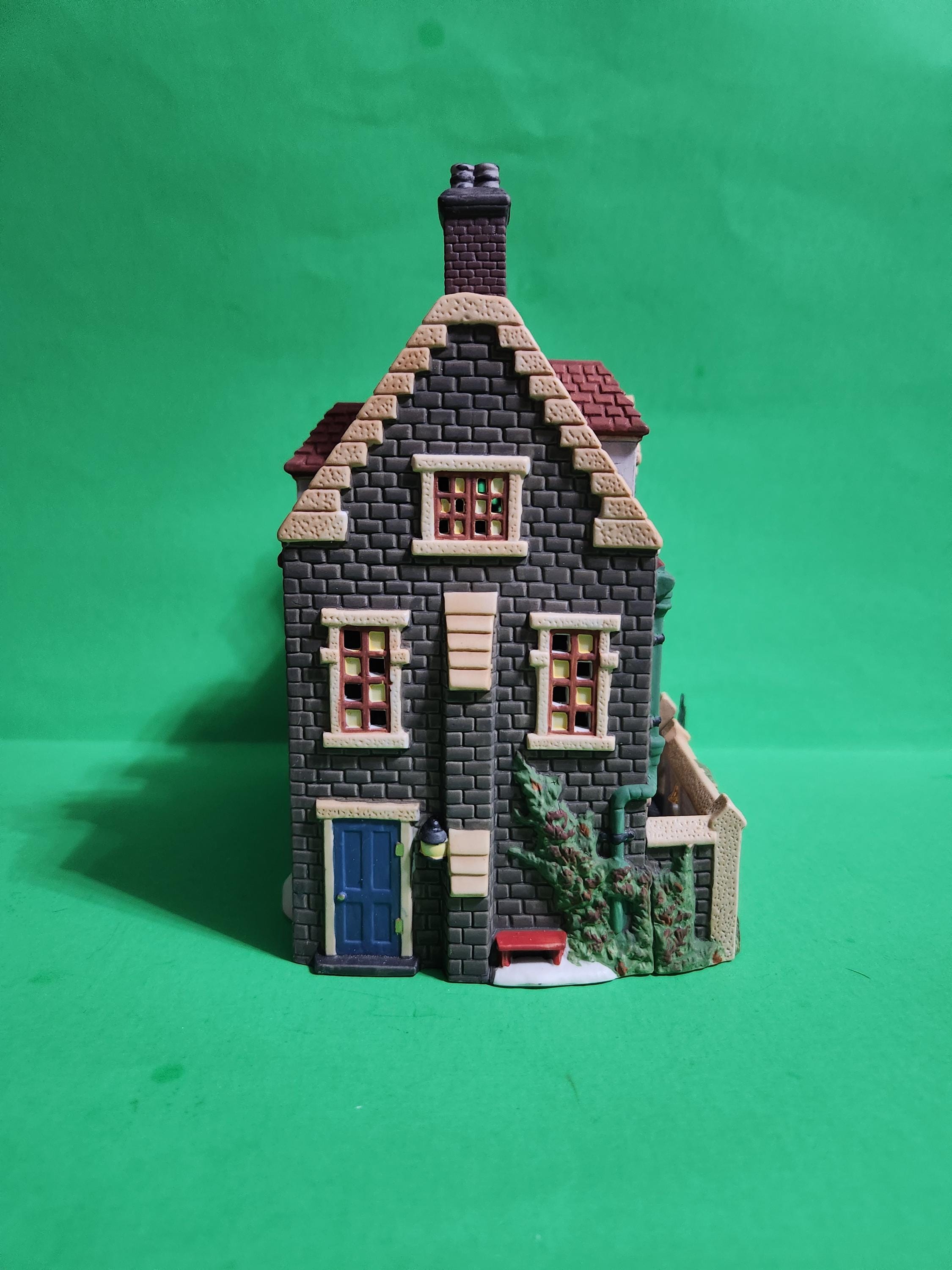 Department 56 Dickens' Village Series "dedlock Arms", 3rd Edition, 1994 ...