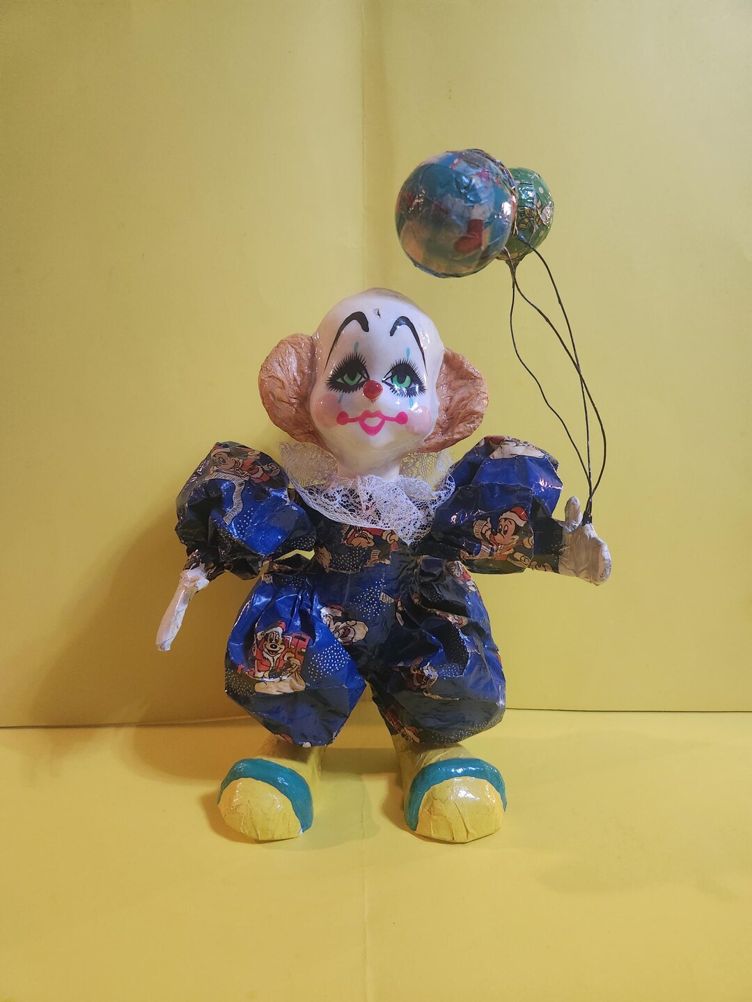 Disney Wrapping Paper Paper Mache Clown Doll With Balloons **free ...