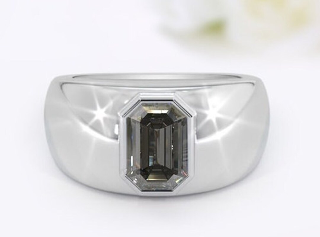 Octagon Cut Grey Spinel Signet Ring for Women Bezel Set Grey Spinel ...