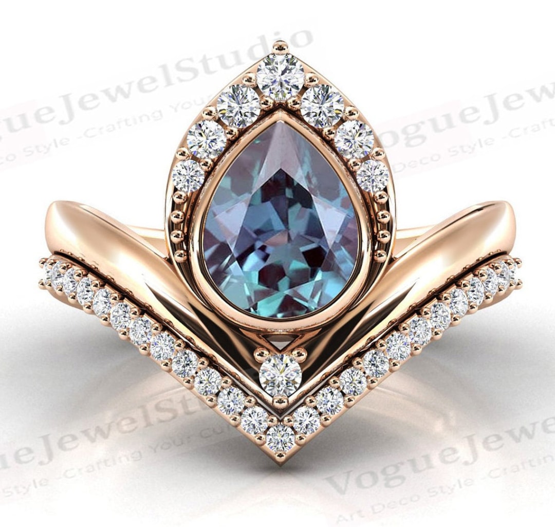 Vintage Alexandrite Engagement Ring Set Pear Cut Alexandrite 2 Piece ...