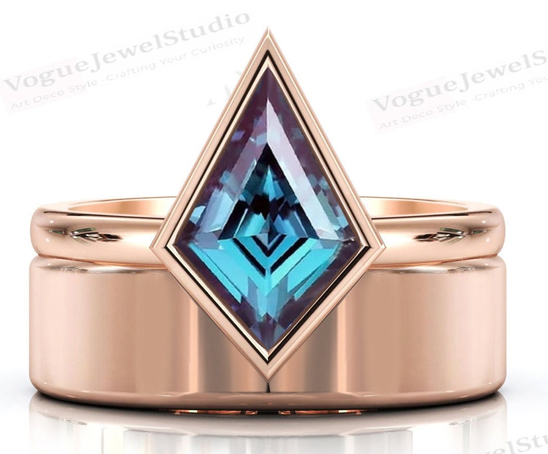 Color Changing Alexandrite Engagement Ring Set 14k Gold Alexandrite Art ...