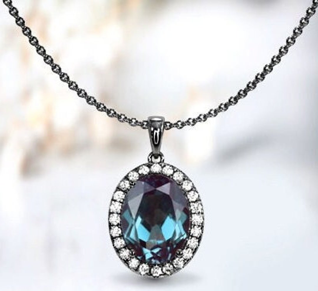 Vintage Alexandrite Pendant Oval Shaped Alexandrite Wedding Pendant ...