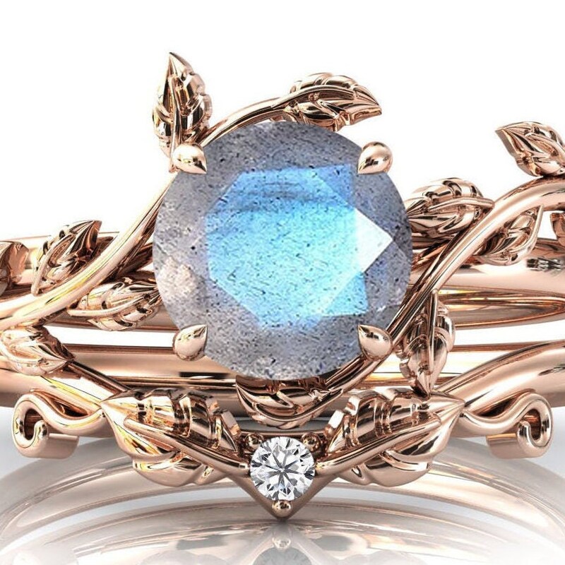 Labradorite Engagement Ring - Etsy