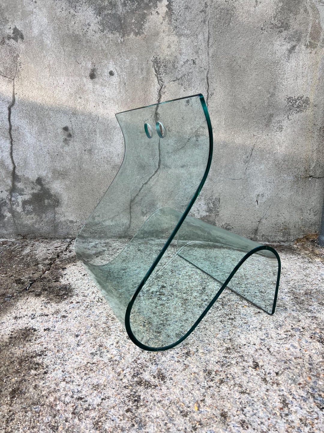 Vintage Papyrus Curved Glass Magazine Rack – Mid-century, Minimalist ...