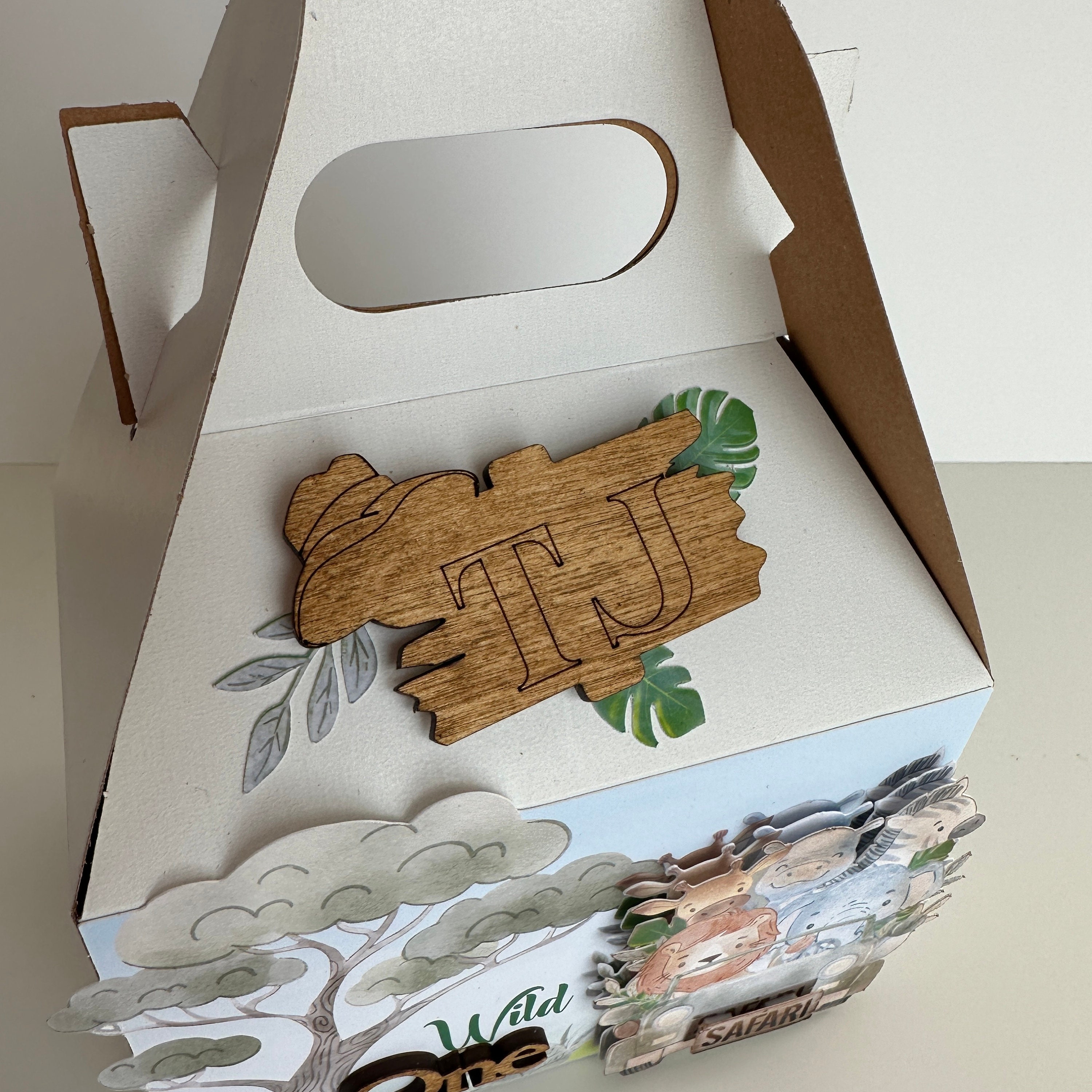 Safari Birthday Favor Box With a Touch of Wood Safari - Etsy