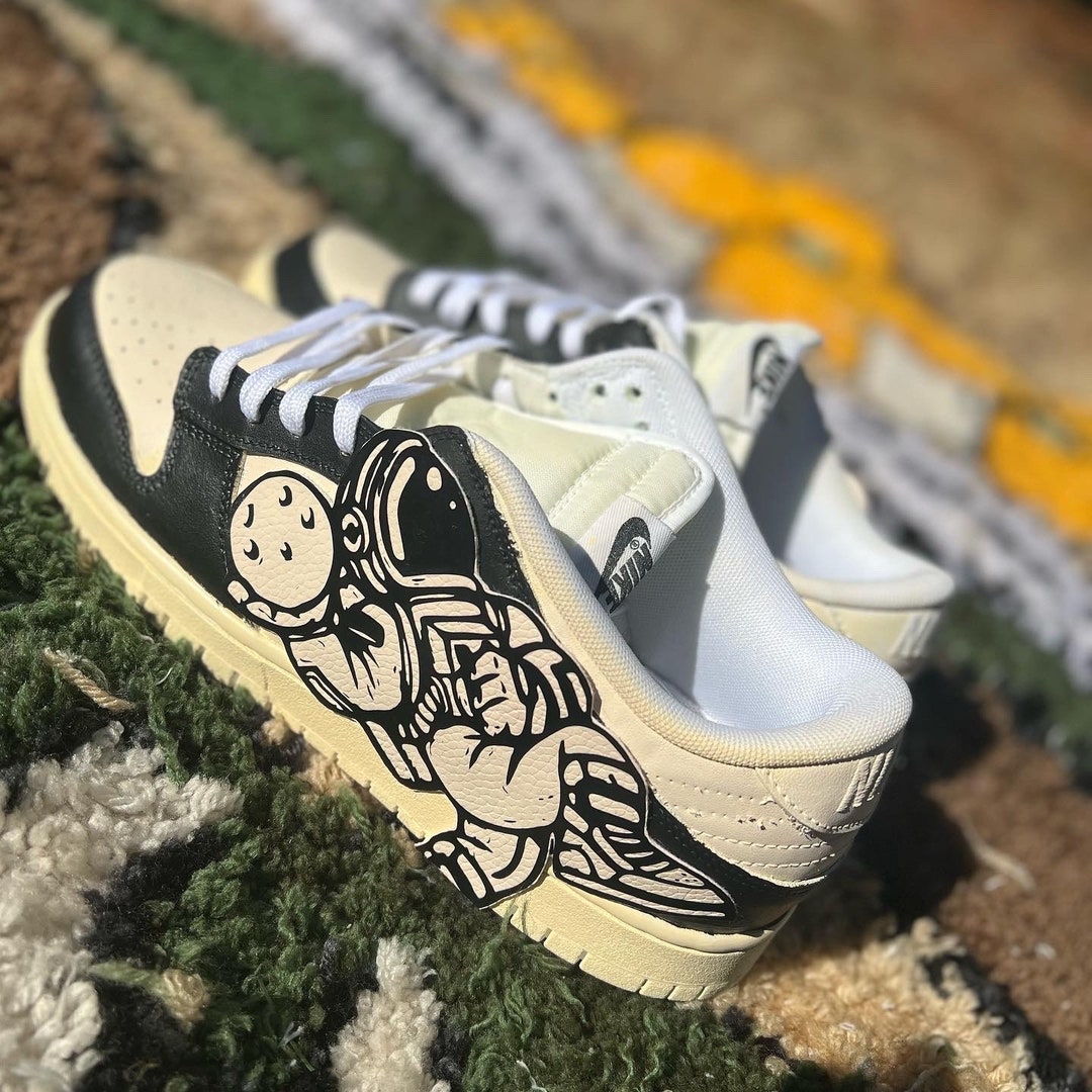 Custom Nike "man on the Moon" Dunks - Etsy