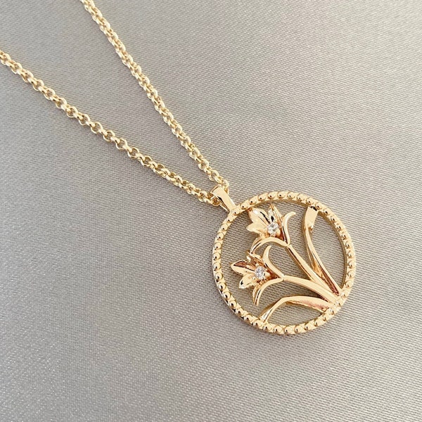 Gold Flower Necklace - Etsy UK