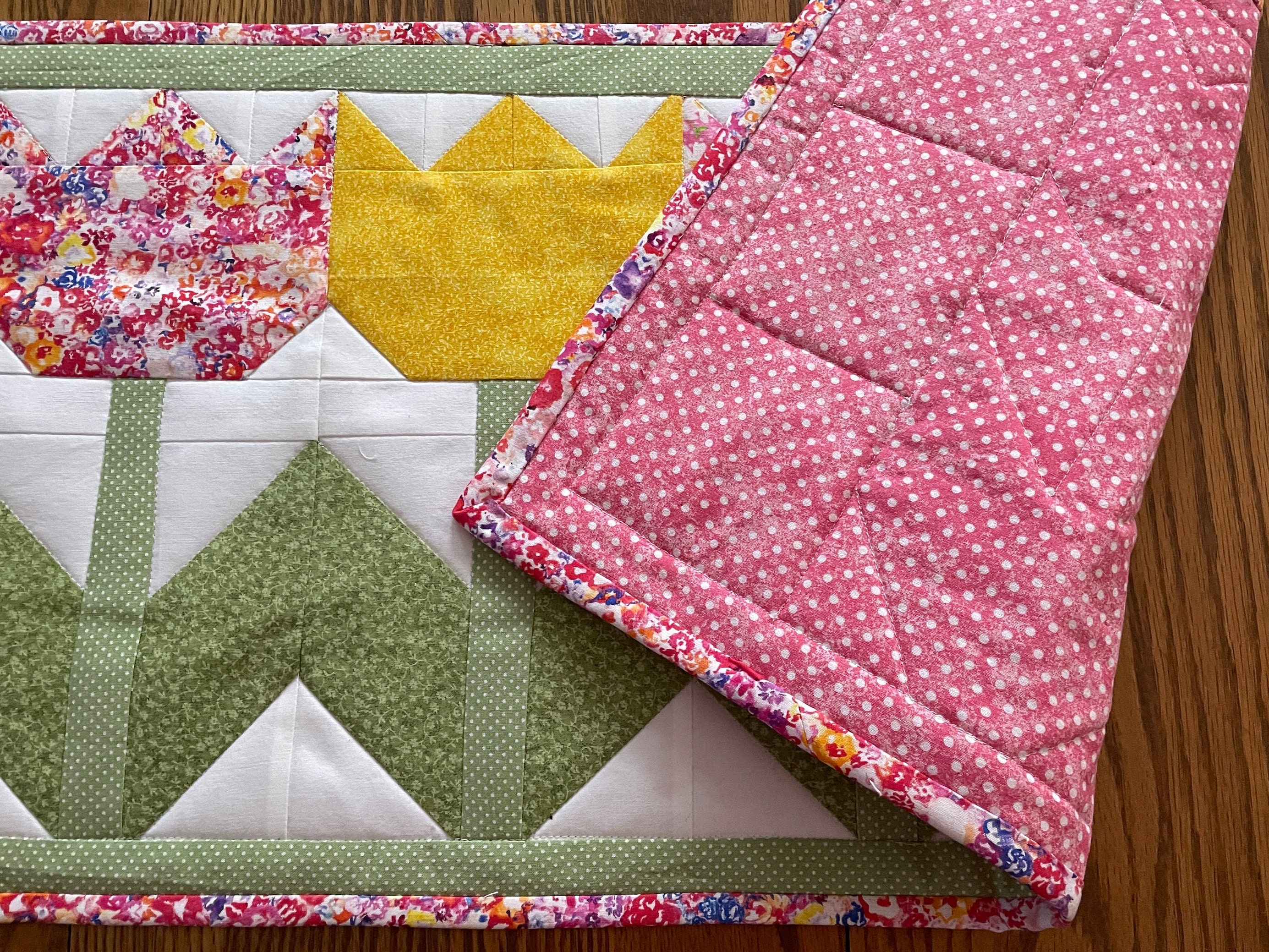 Quilted Spring Table Runner With Tulips and Pinwheels - Etsy