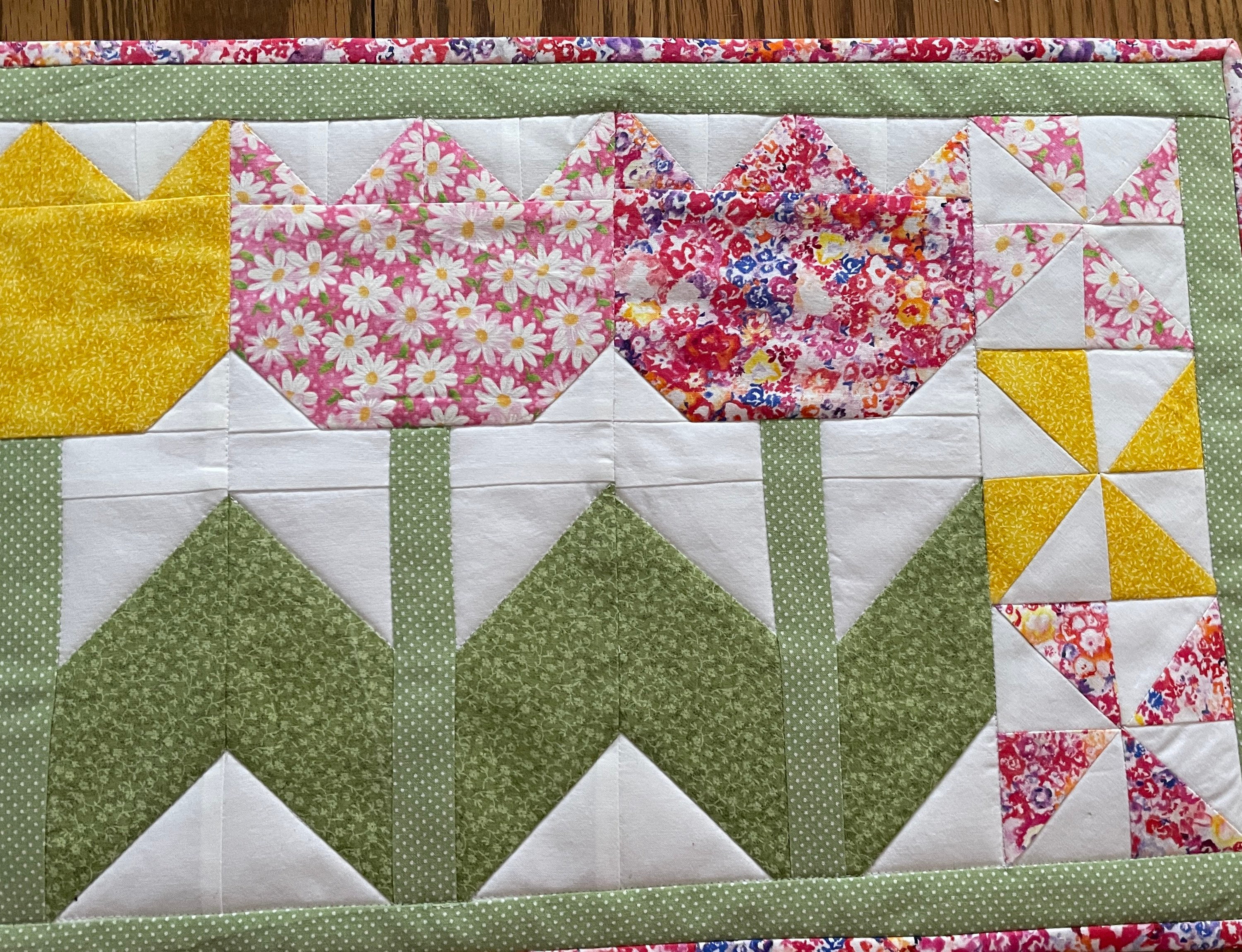 Quilted Spring Table Runner With Tulips and Pinwheels - Etsy