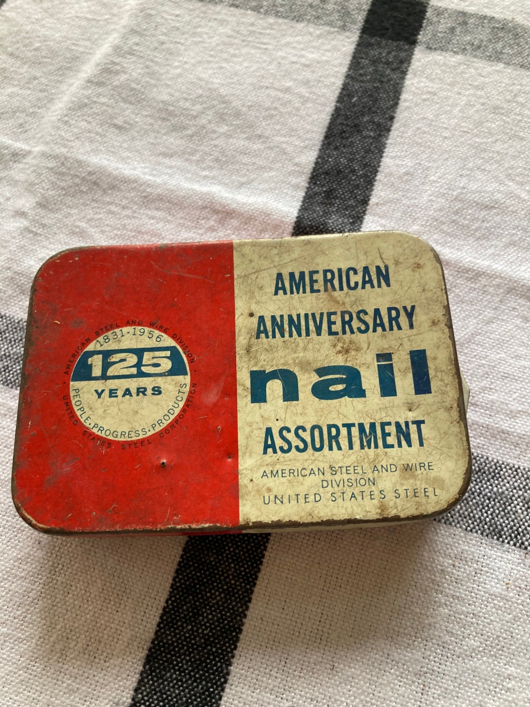 Old Tin Container - Etsy