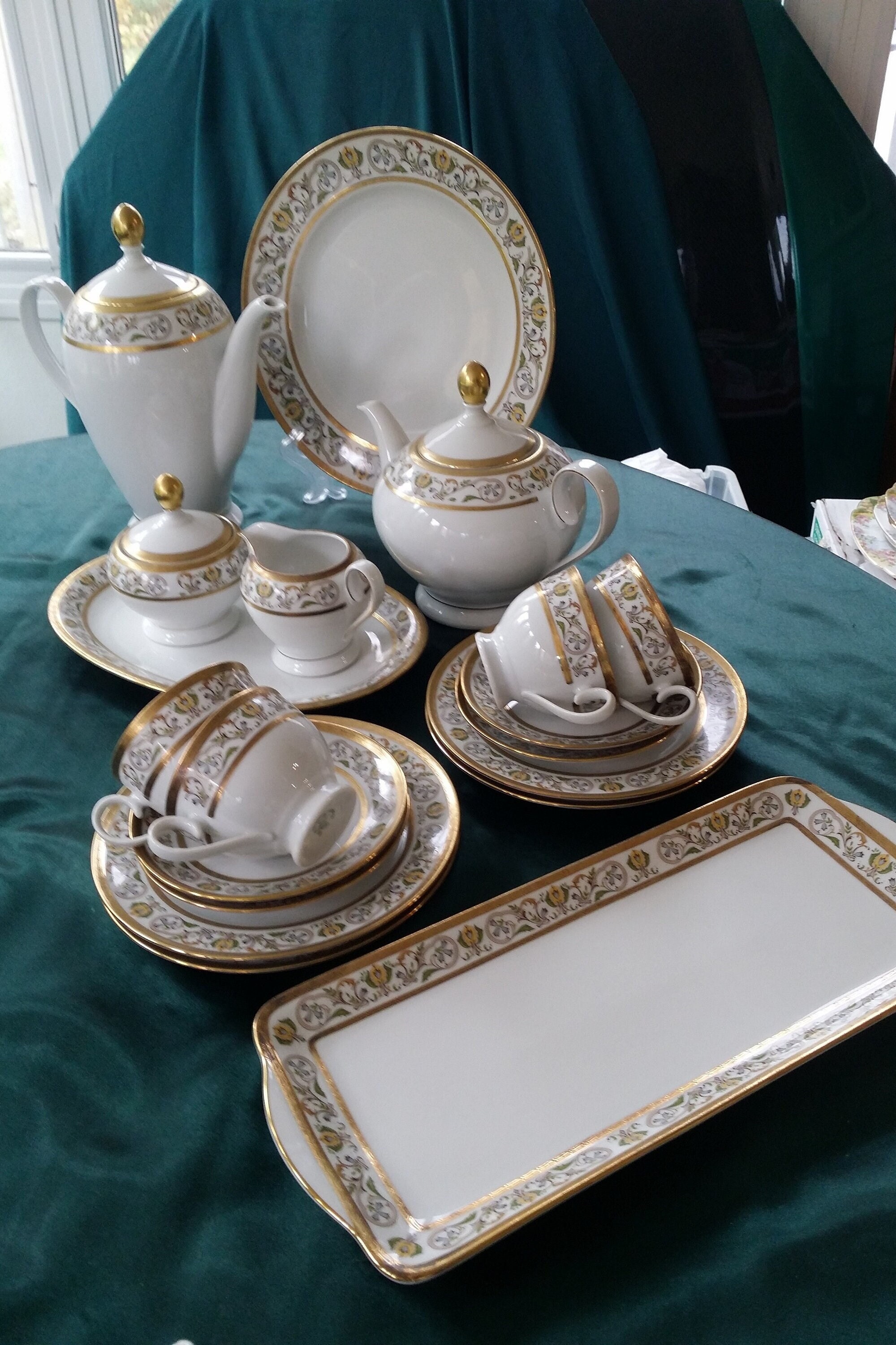 Seltmann Weiden Bavaria. Tea/coffee Lunch Set for 4, Gold Trim ...