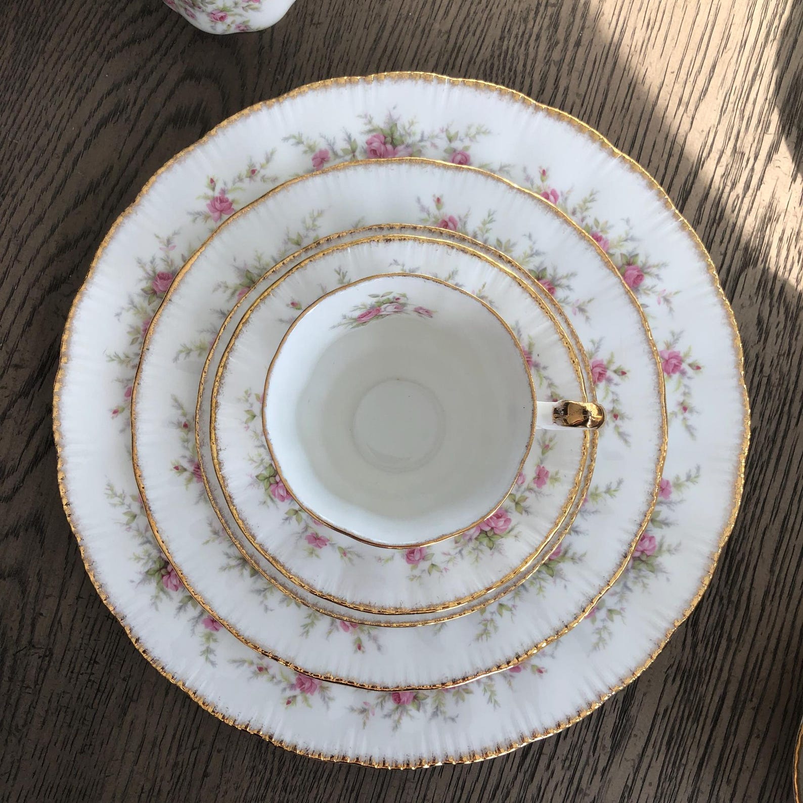 Vintage Paragon Victoriana Rose Dinnerware, 88 Pc Service for 10, Gold ...