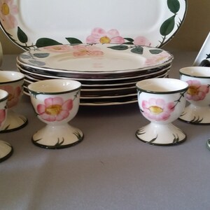 35pc Villeroy and Boch, Wild Rose Series Extensive Breakfast Service for 6. Wedding or Shower ...