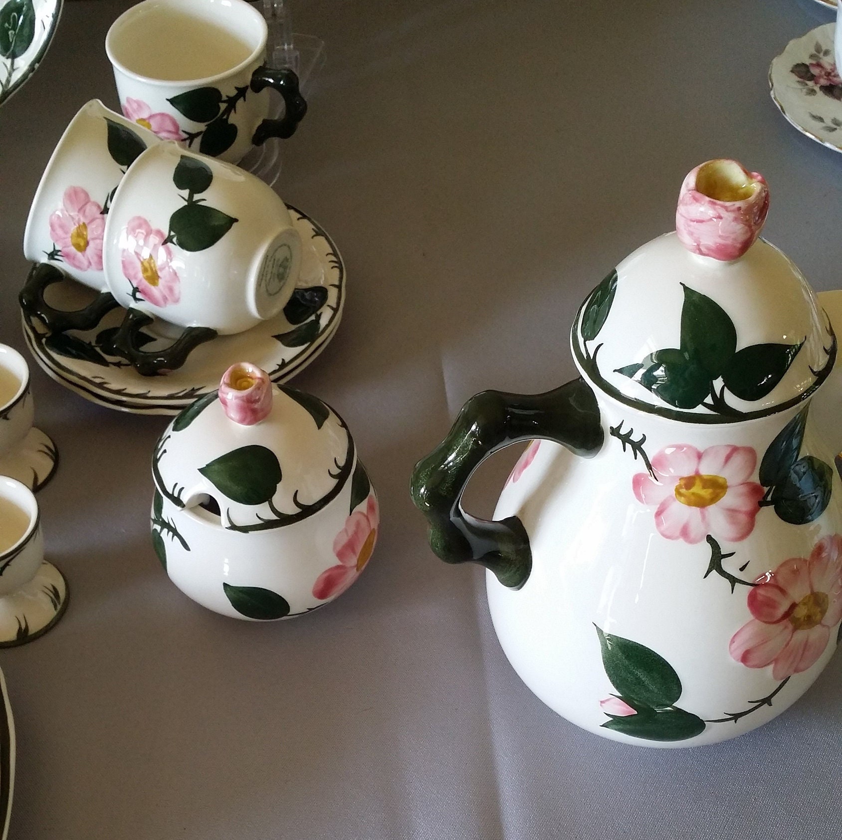 35pc Villeroy and Boch, Wild Rose Series Extensive Breakfast Service for 6. Wedding or Shower ...