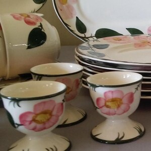 35pc Villeroy and Boch, Wild Rose Series Extensive Breakfast Service for 6. Wedding or Shower ...