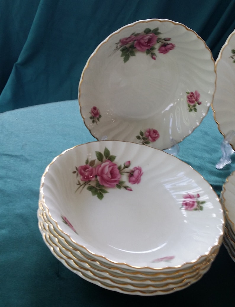 Johnson Bros Enchantment, 29 Piece Dinner for 6, Mid-century Snow White ...