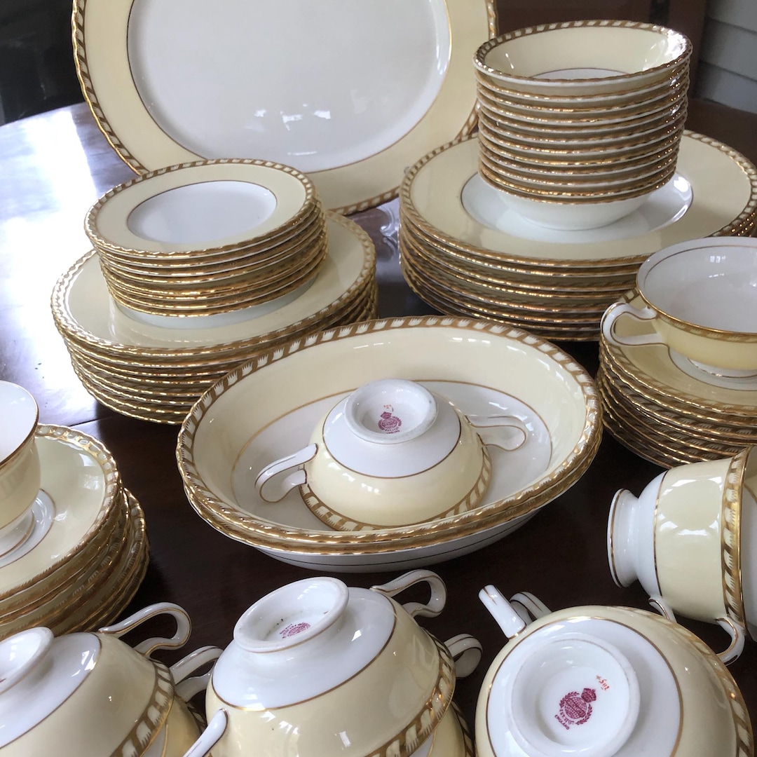 Minton Commodore 1793, 64 Pc. Antique Dinner Set for 8 Plus Serving Pcs ...