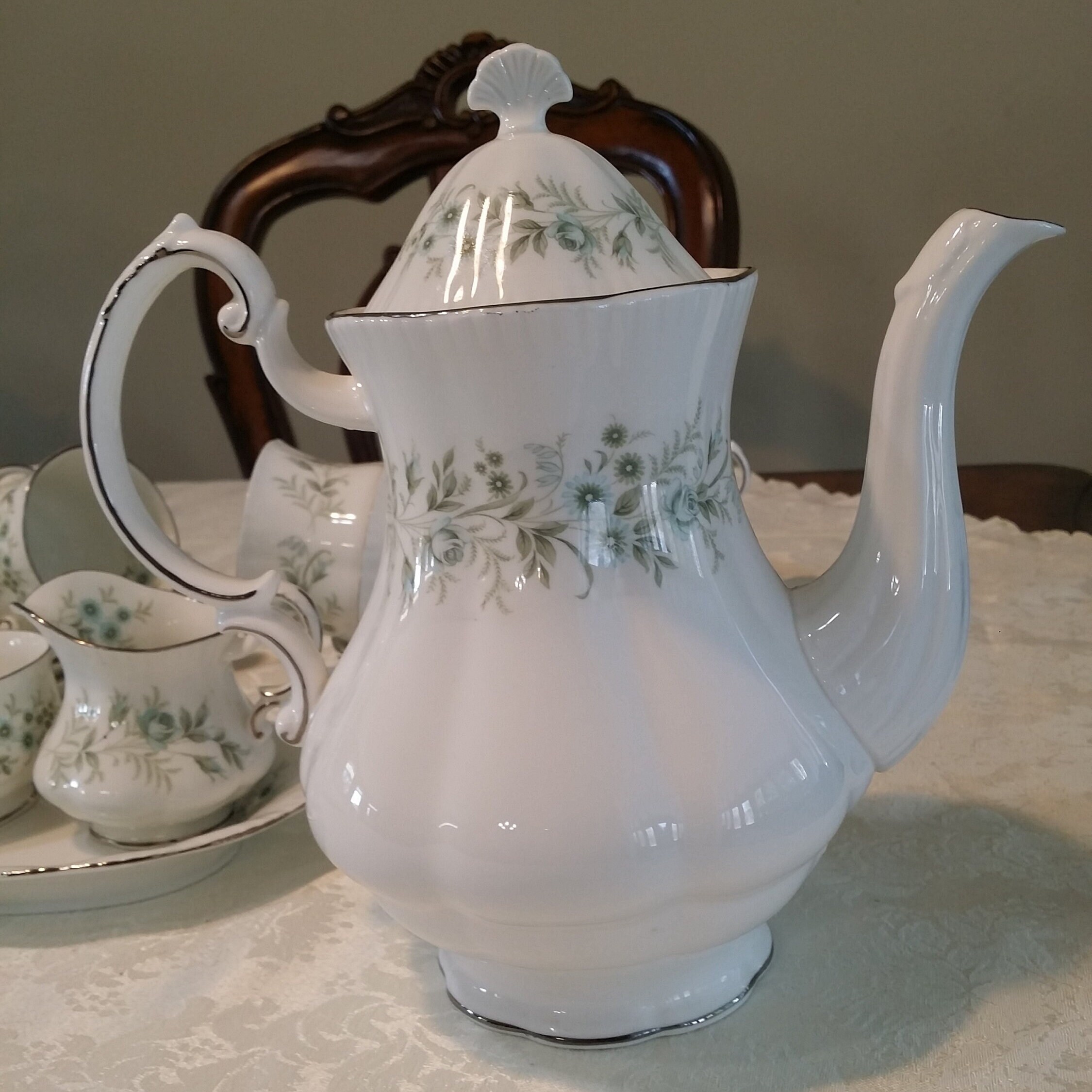 Paragon Debutante 21 Pc Tea Service for 8, Vintage - Etsy