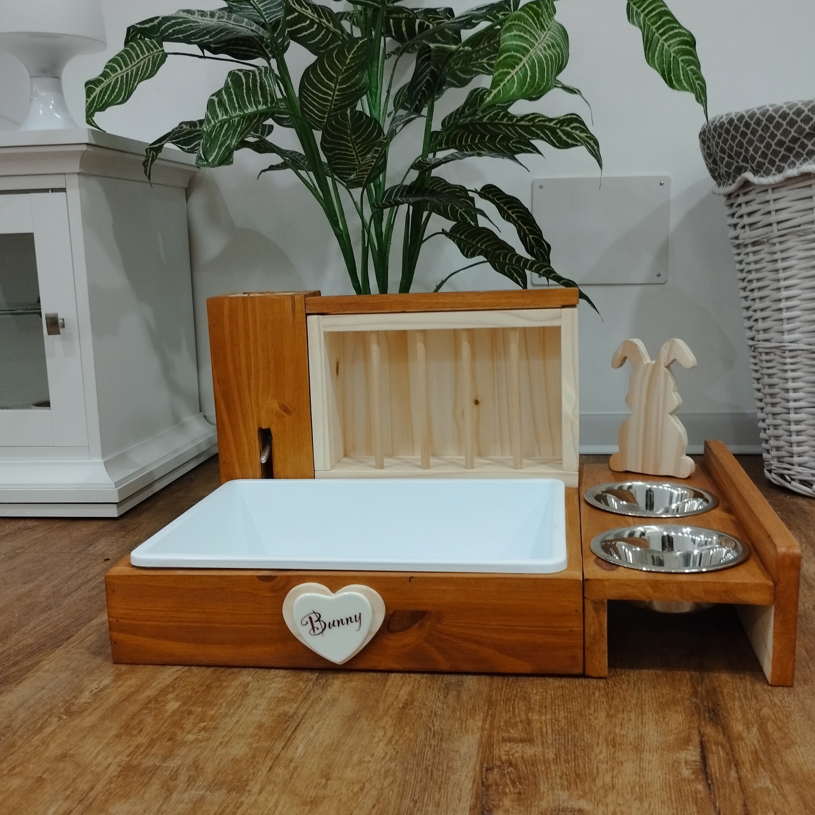 RABBIT FOOD STATION Best Rabbit Litter Rabbit Hay Feeder - Etsy