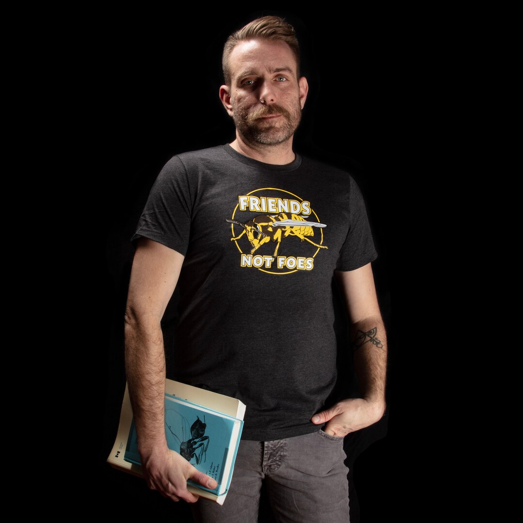 Friends Not Foes Screen Printed T-shirt in Heather Dark Grey - Etsy