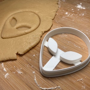 Alien Cookie Cutter - Etsy