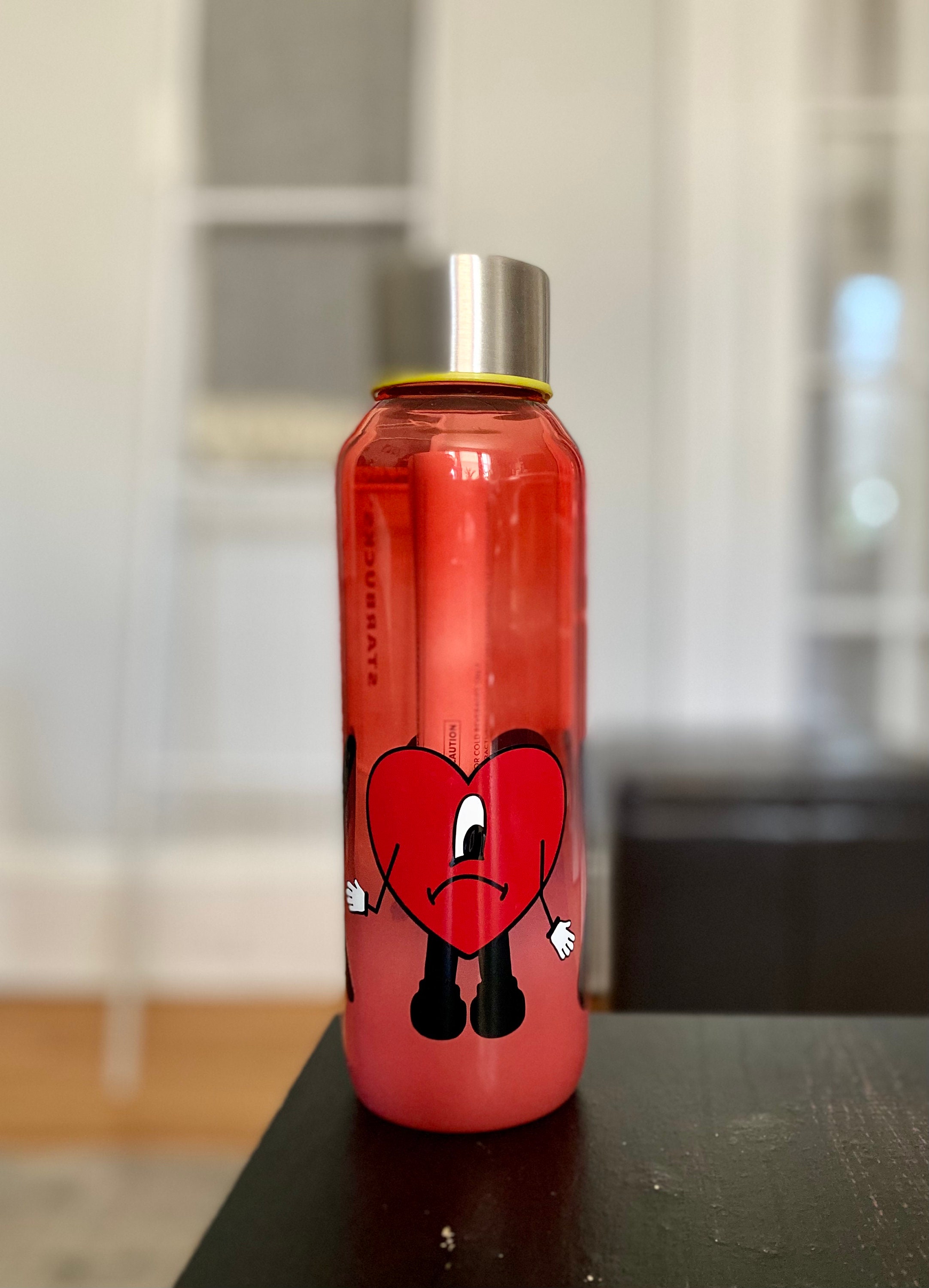 XOXO Bad Bunny Glass Water Bottle/ Customized Starbucks Glass Water ...