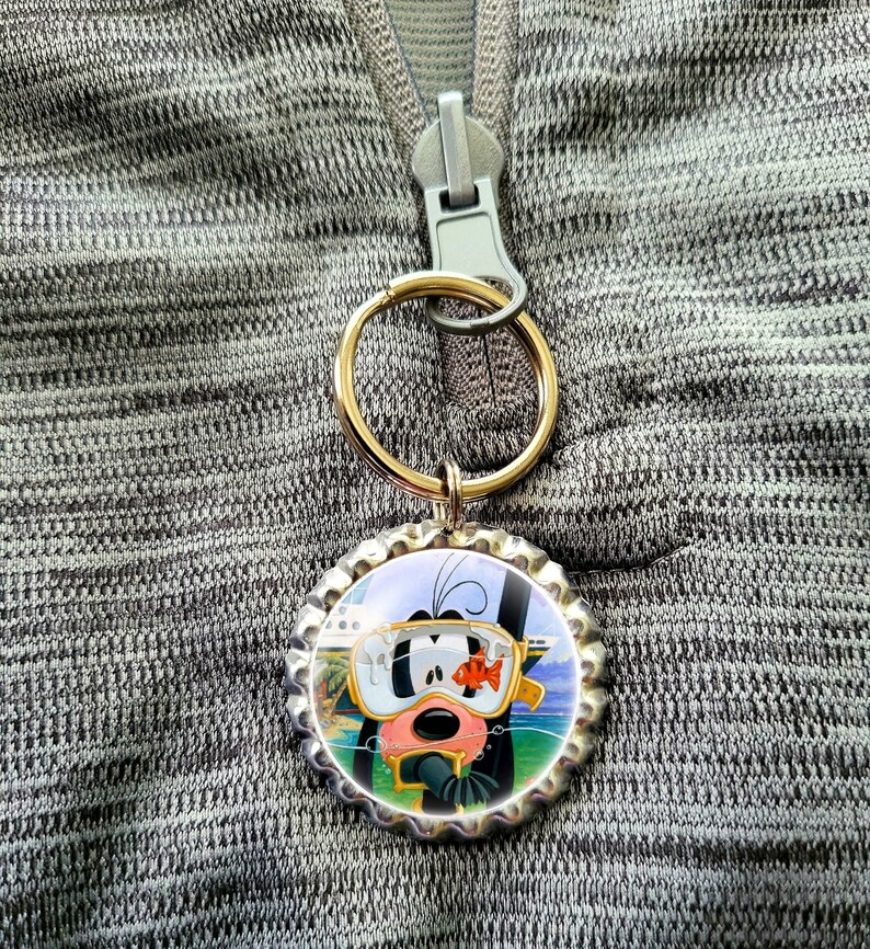 Goofy From Disney. Bottlecap Keychain Keyring Bag Charm - Etsy