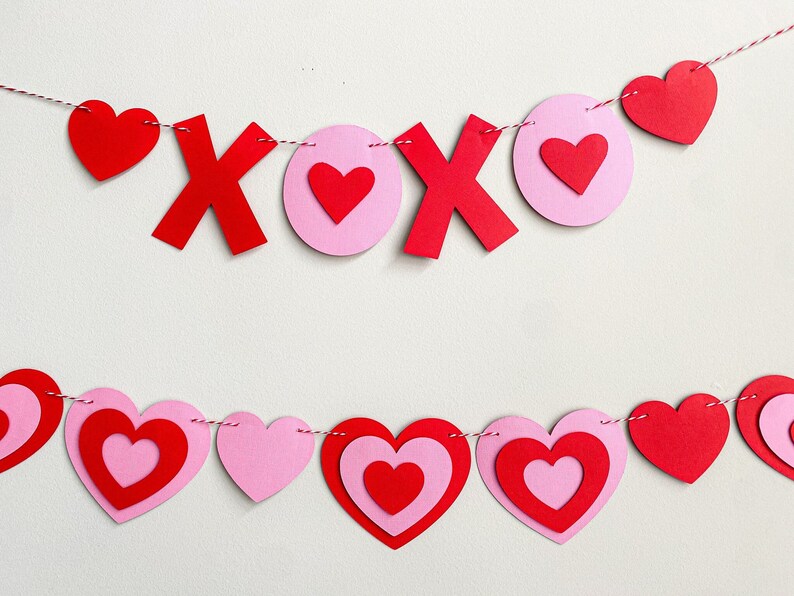 XOXO Banner With Red and Pink Hearts, Valentine's Day Mantel Decor ...