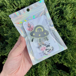 Alien Badge Reel, Abducted Cow Retractable ID, Nurse Badge Reel, UFO ...