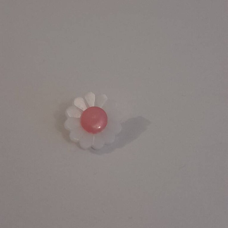 Daisy Buttons - Etsy UK