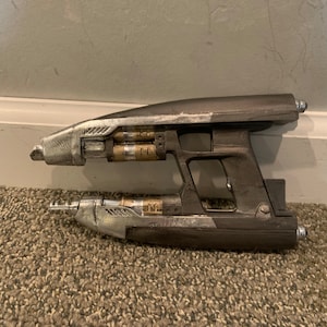 Star Lord Quad Blaster Prop screen Accurate - Etsy