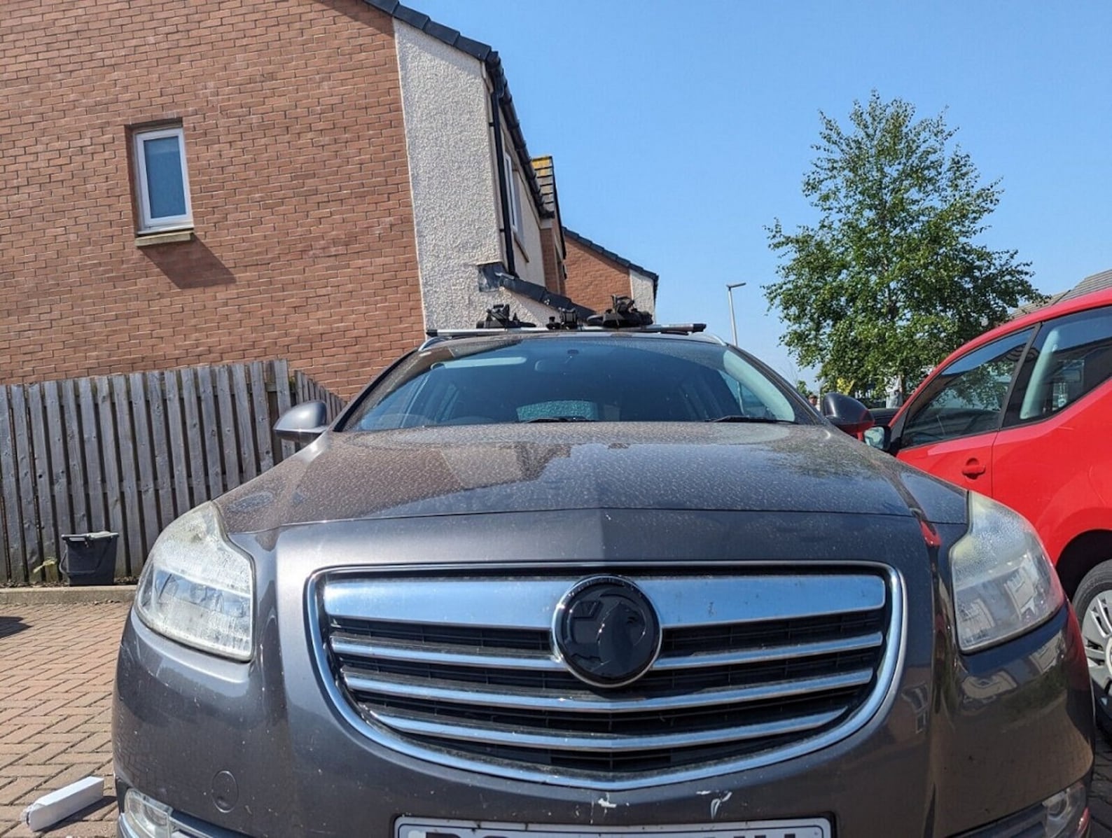 Vauxhall Insignia MK1 2008-2013 Front Grille GLOSS/BLACK Badge 13238427 ...