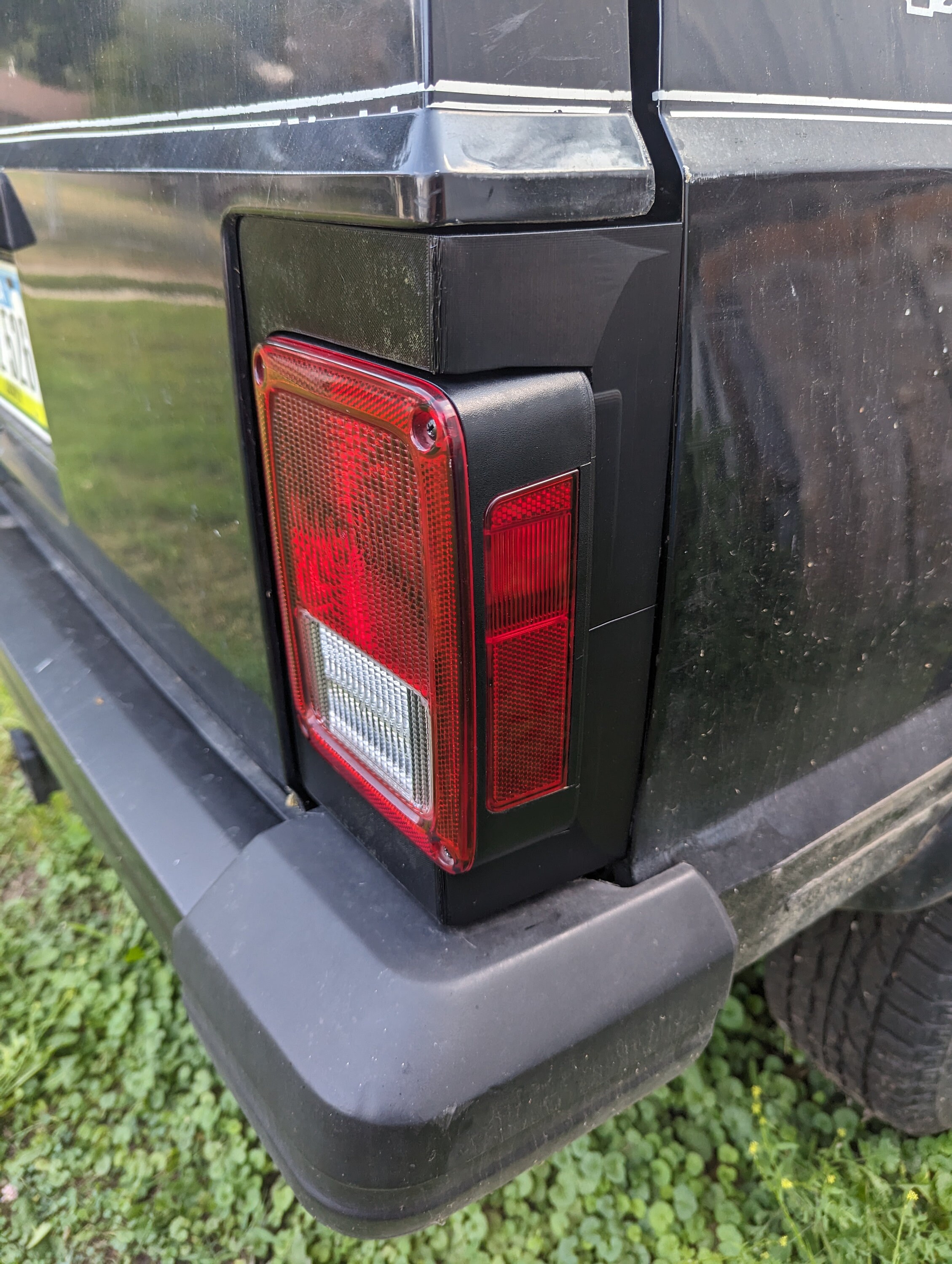 84-96 Jeep Cherokee (XJ) Tail Light Adapter Kit for Jeep Wrangler (JK ...