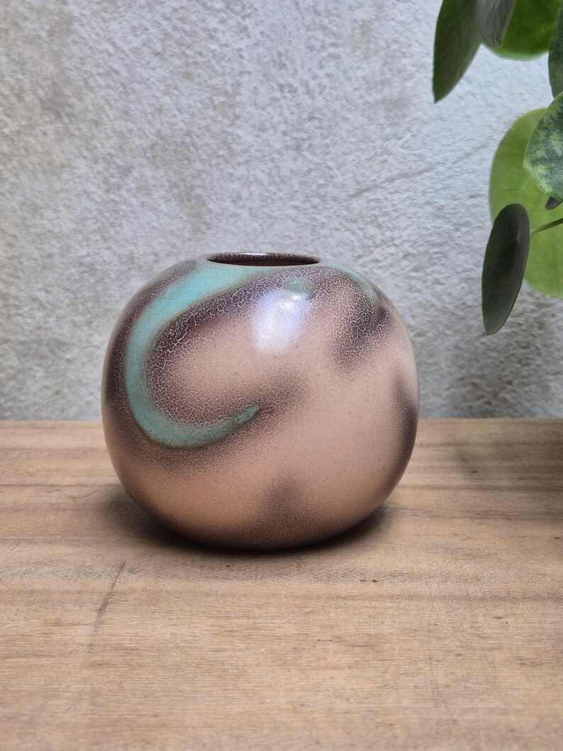 Vintage Zenith Gouda Holland Vase Design by Willem Stuurman: Mid ...