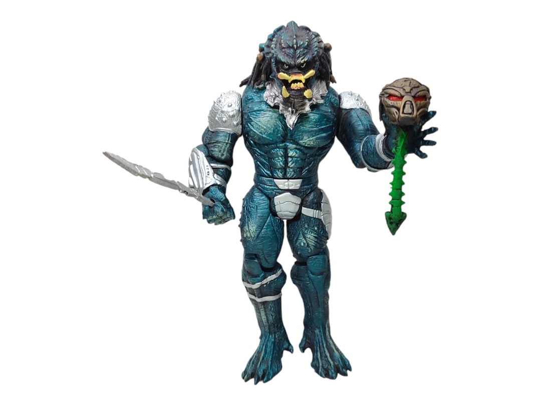 Predator Yautja 10" Hard Plastic Mexican Toy Figure - Etsy