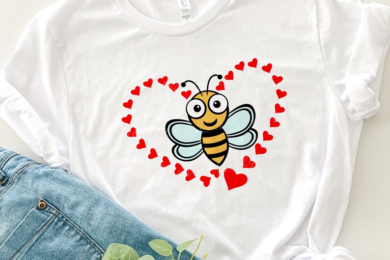 Bee Heart SVG Layered Cuting and Clipart File, Bumble Bee SVG, Cute ...