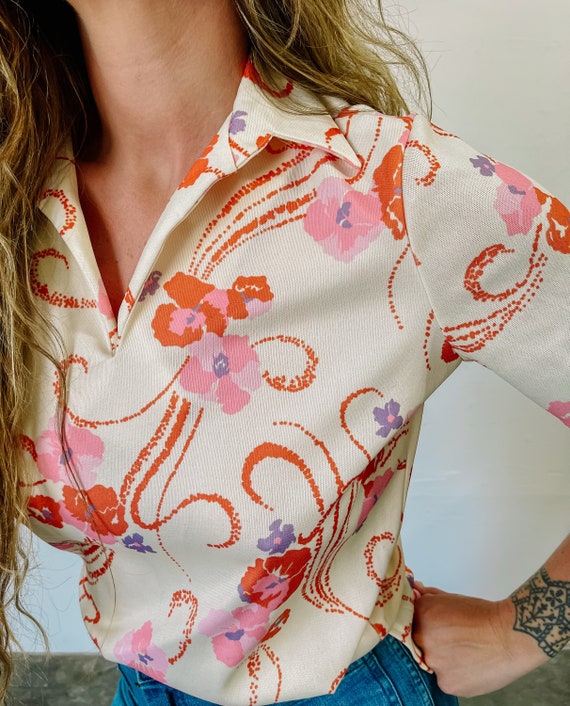 1970s Vintage Floral Polo Style Short Sleeve Tee - Gem