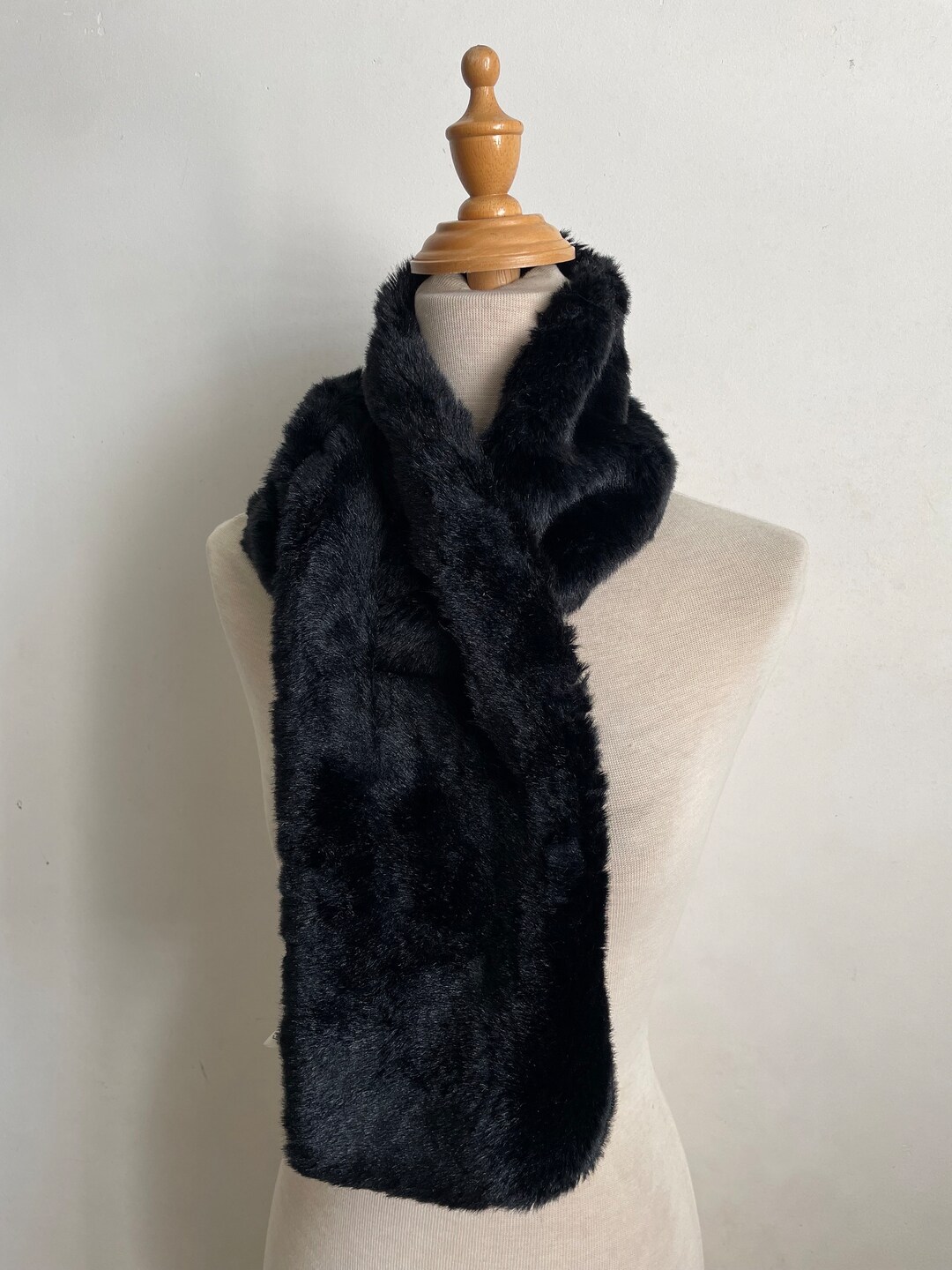 Vintage Givenchy Fur Scarf in Black Neckscarf Accessories Women Fashion ...