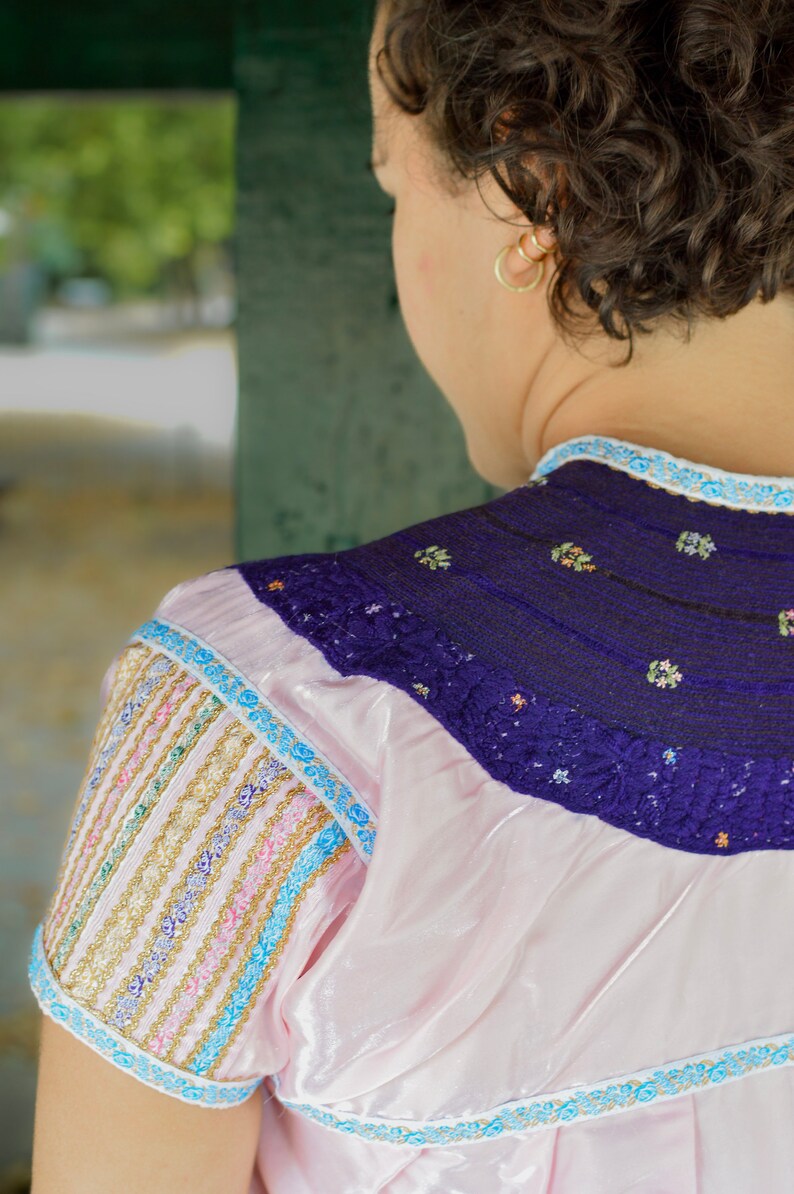 Traditional Mexican Blouse From Chamula – Handmade and Ethical - Etsy
