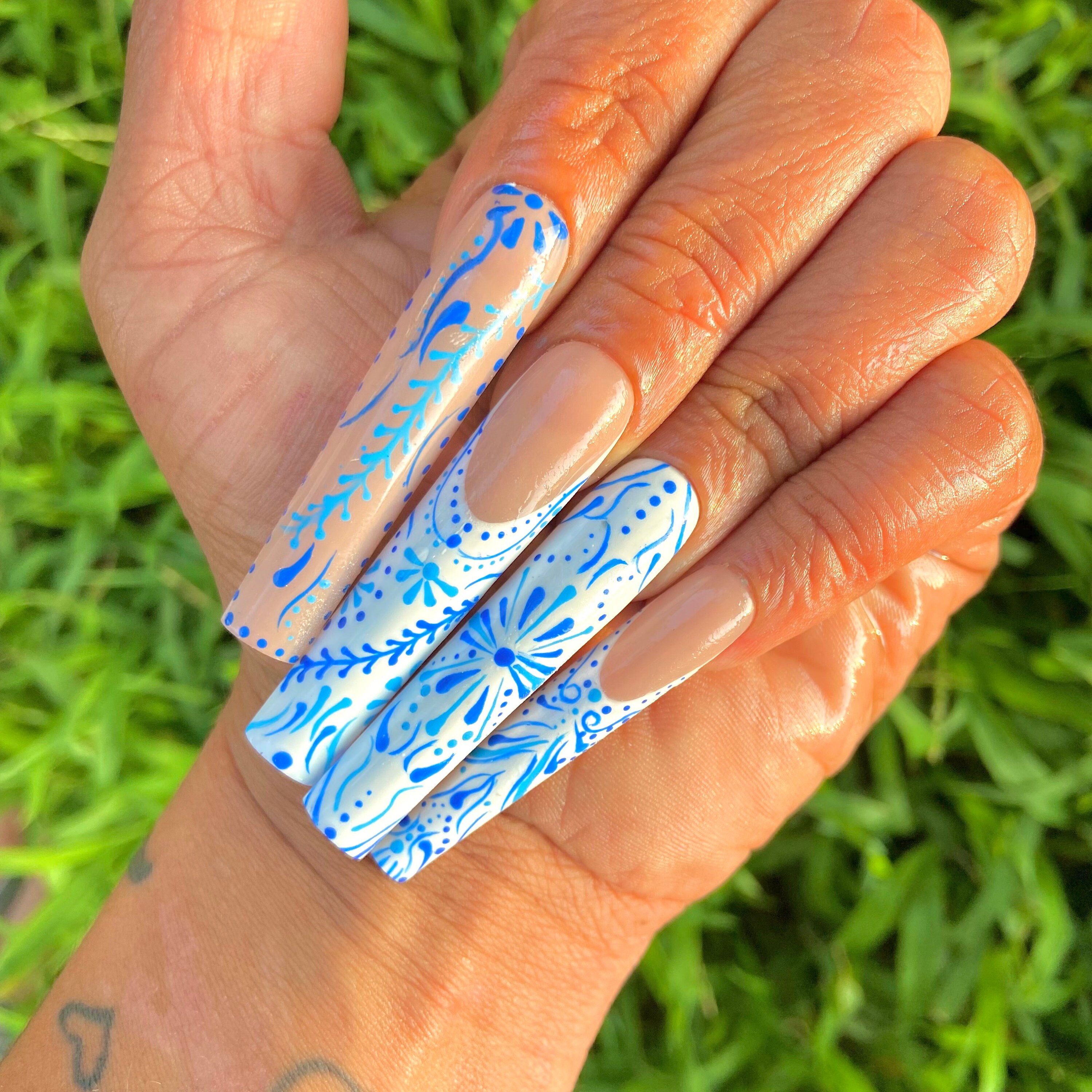 Aztec Acrylic Nail Designs