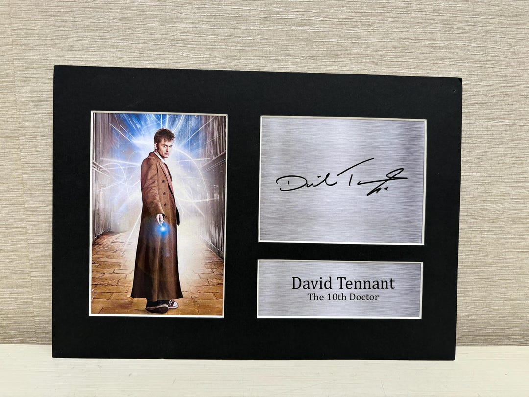 David Tennant the 10th Doctor Printed Autograph Photo in Black ...