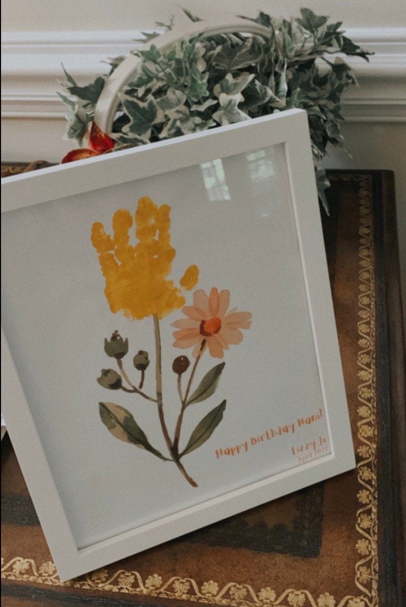 Daisy Handprint Art 8x10 and 8.5x11 - Etsy