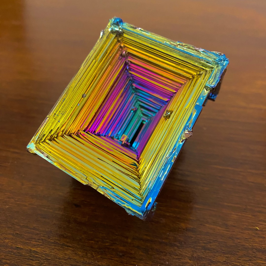 Beautiful Very Large Colorful Bismuth Crystal - Quantity - 1 - Size - 8 ...