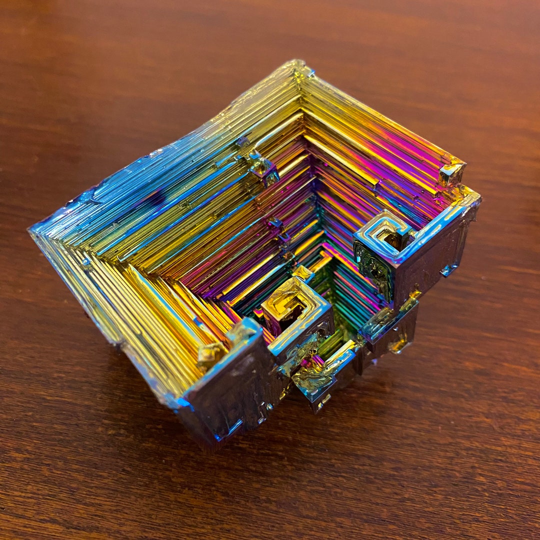 Beautiful Very Large Colorful Bismuth Crystal - Quantity - 1 - Size - 9 ...