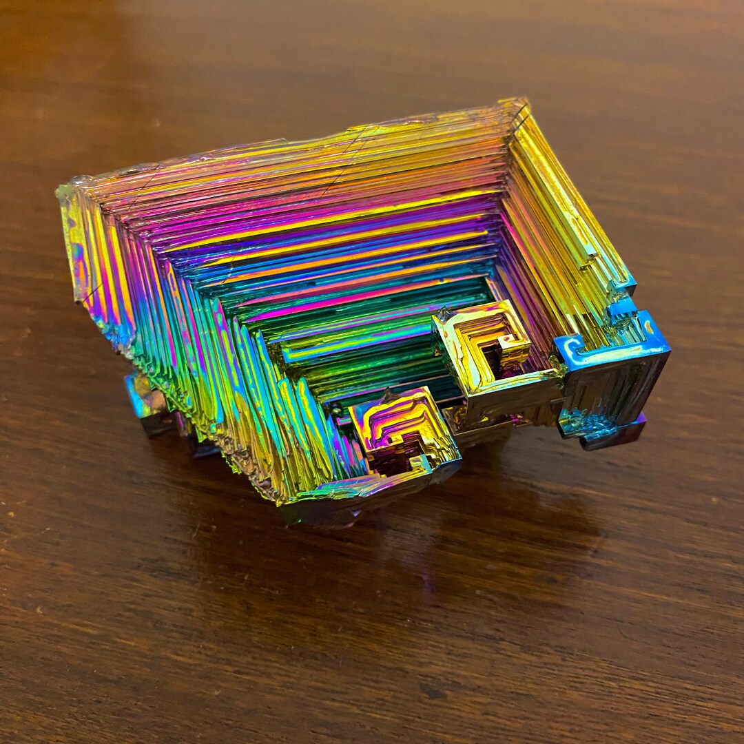 Beautiful Very Large Colorful Bismuth Crystal - Quantity - 1 - Size - 9.2cm (from Farthest ...