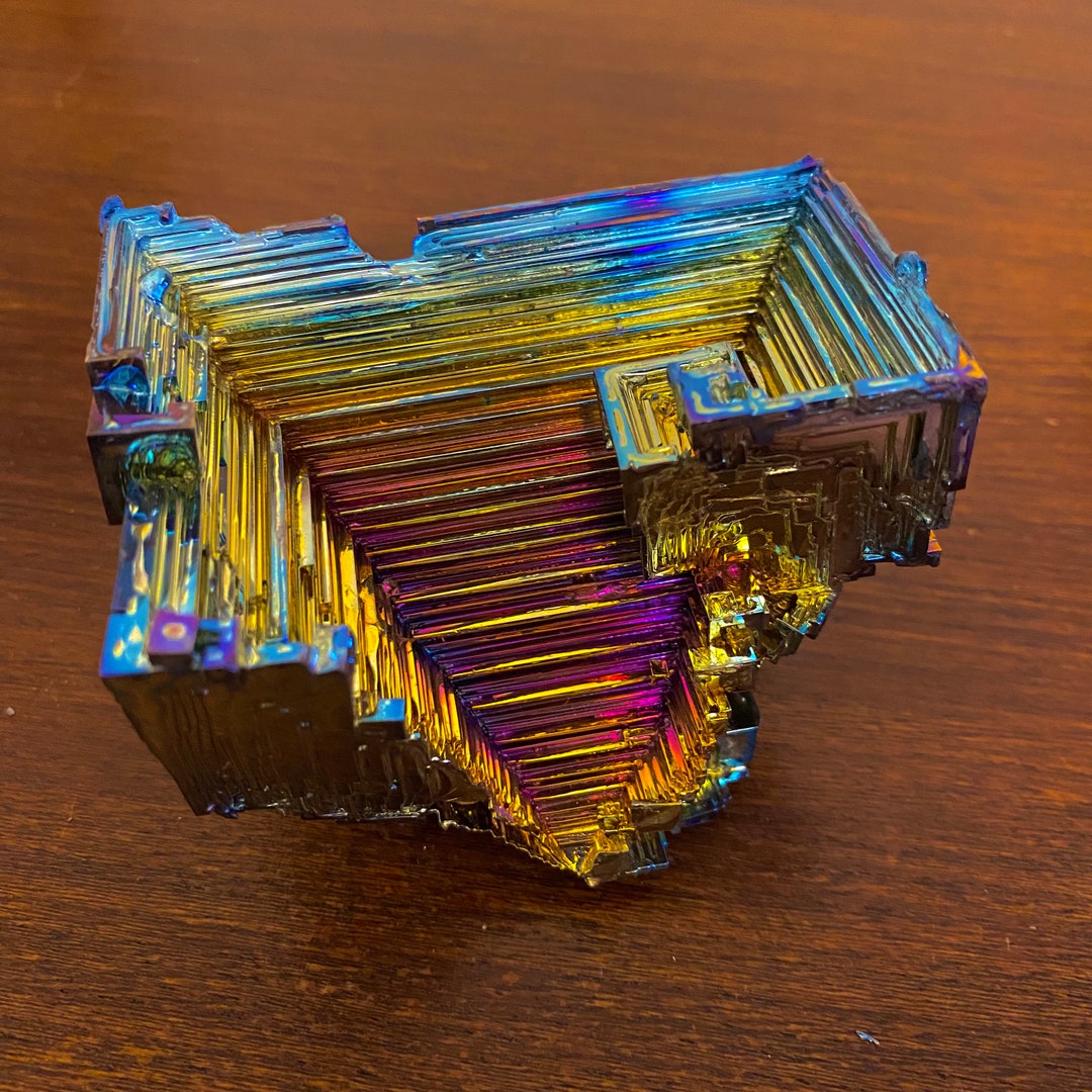 Beautiful Very Large Colorful Bismuth Crystal - Quantity - 1 - Size - 9 ...