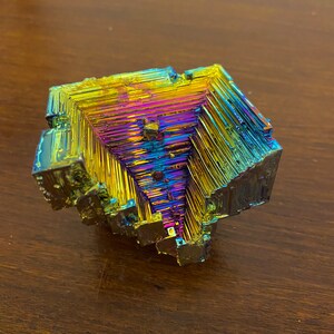 Beautiful Very Large Colorful Bismuth Crystal - Quantity - 1 - Size - 7 ...