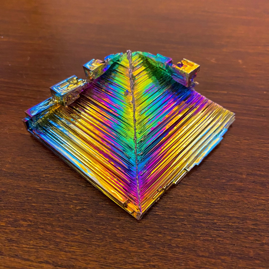 Beautiful Very Large Colorful Bismuth Crystal - Quantity - 1 - Size - 9 ...